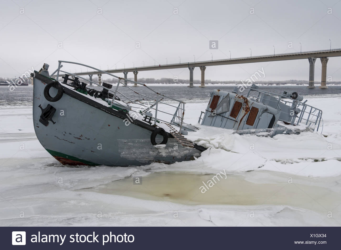 Ship Sinking Ice High Resolution Stock Photography and Images - Alamy