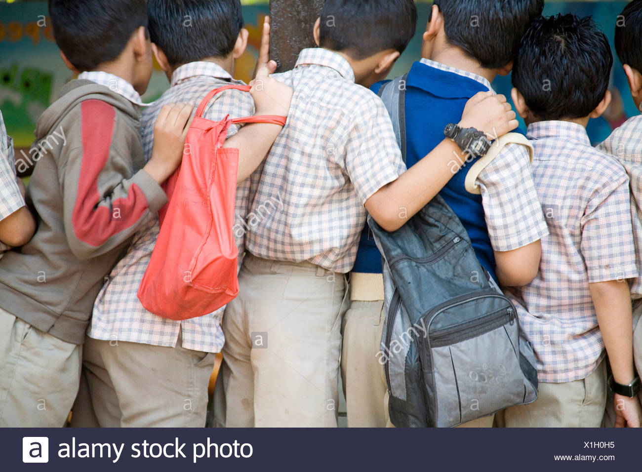 Children Queue For School High Resolution Stock Photography and Images ...