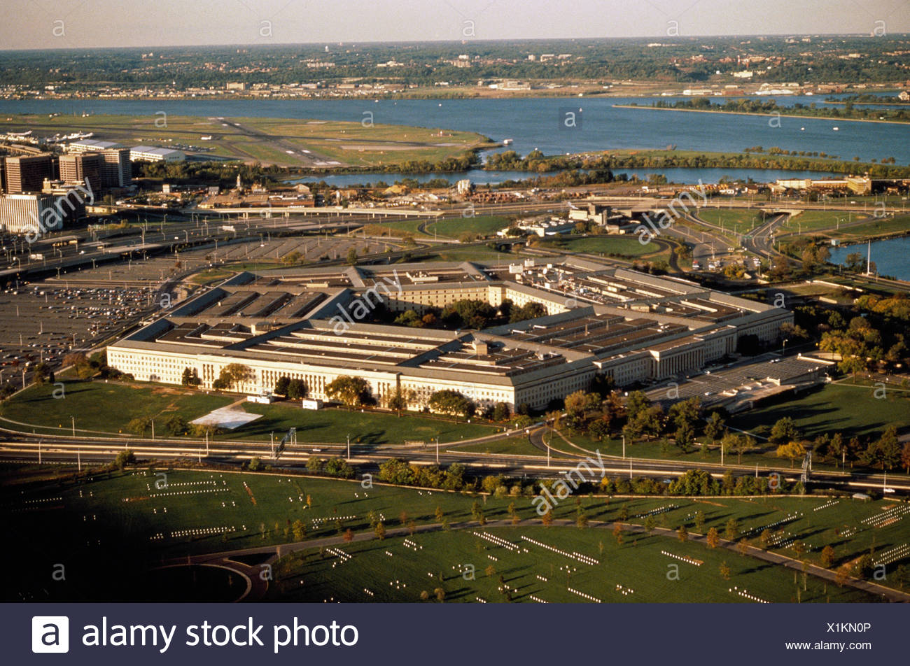 Aerial View The Pentagon High Resolution Stock Photography and Images ...
