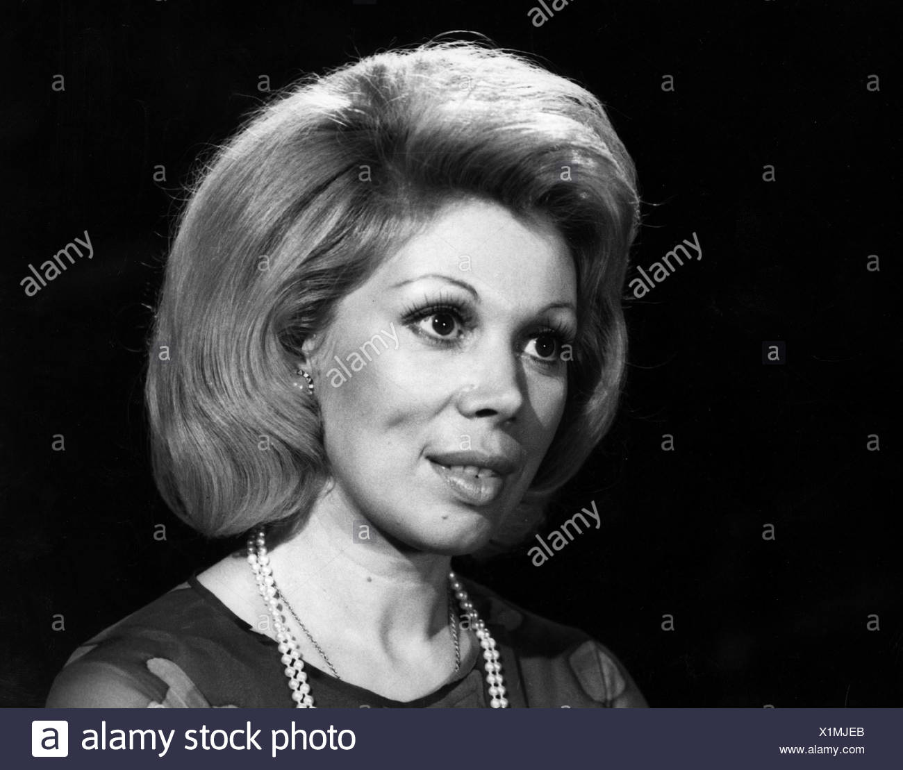 Mirella Black and White Stock Photos & Images - Alamy