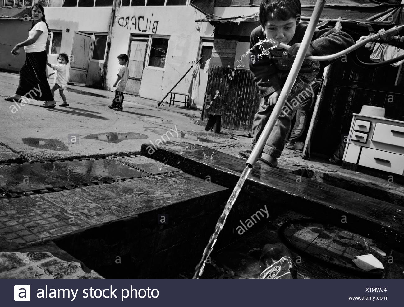 Refugees From Kosovo High Resolution Stock Photography and Images - Alamy