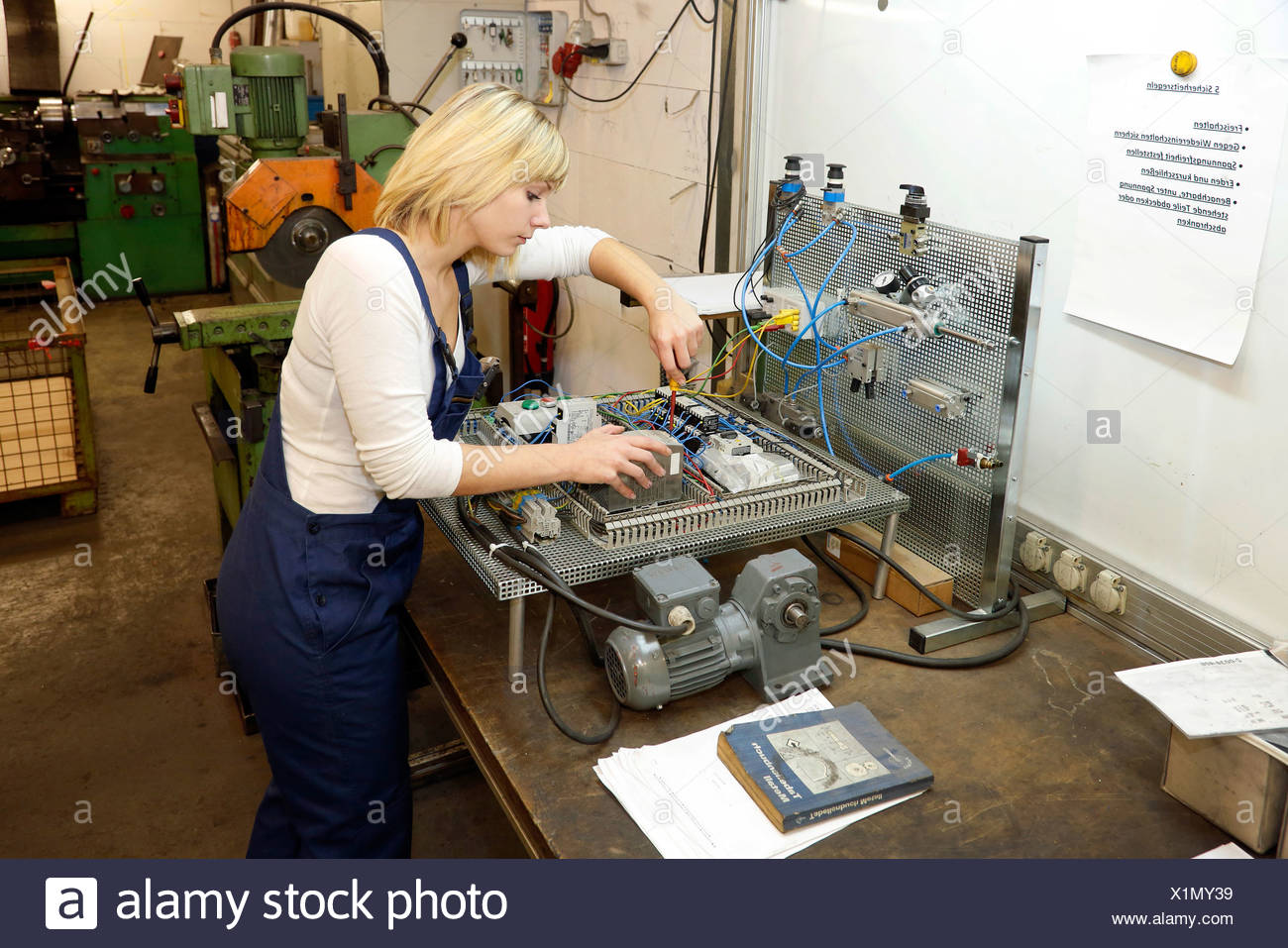 Process Control Systems High Resolution Stock Photography and Images ...