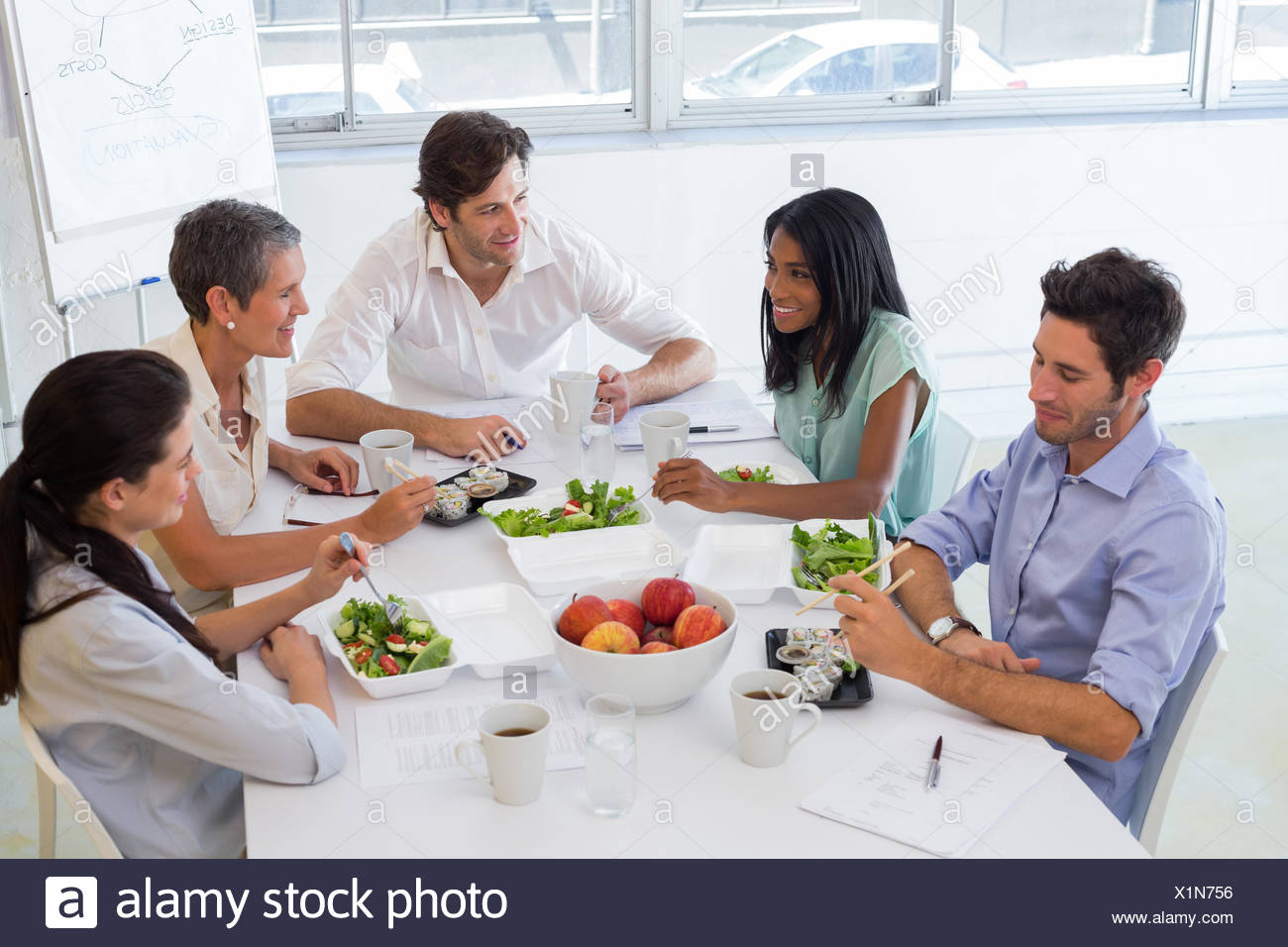 People Eating High Resolution Stock Photography and Images - Alamy