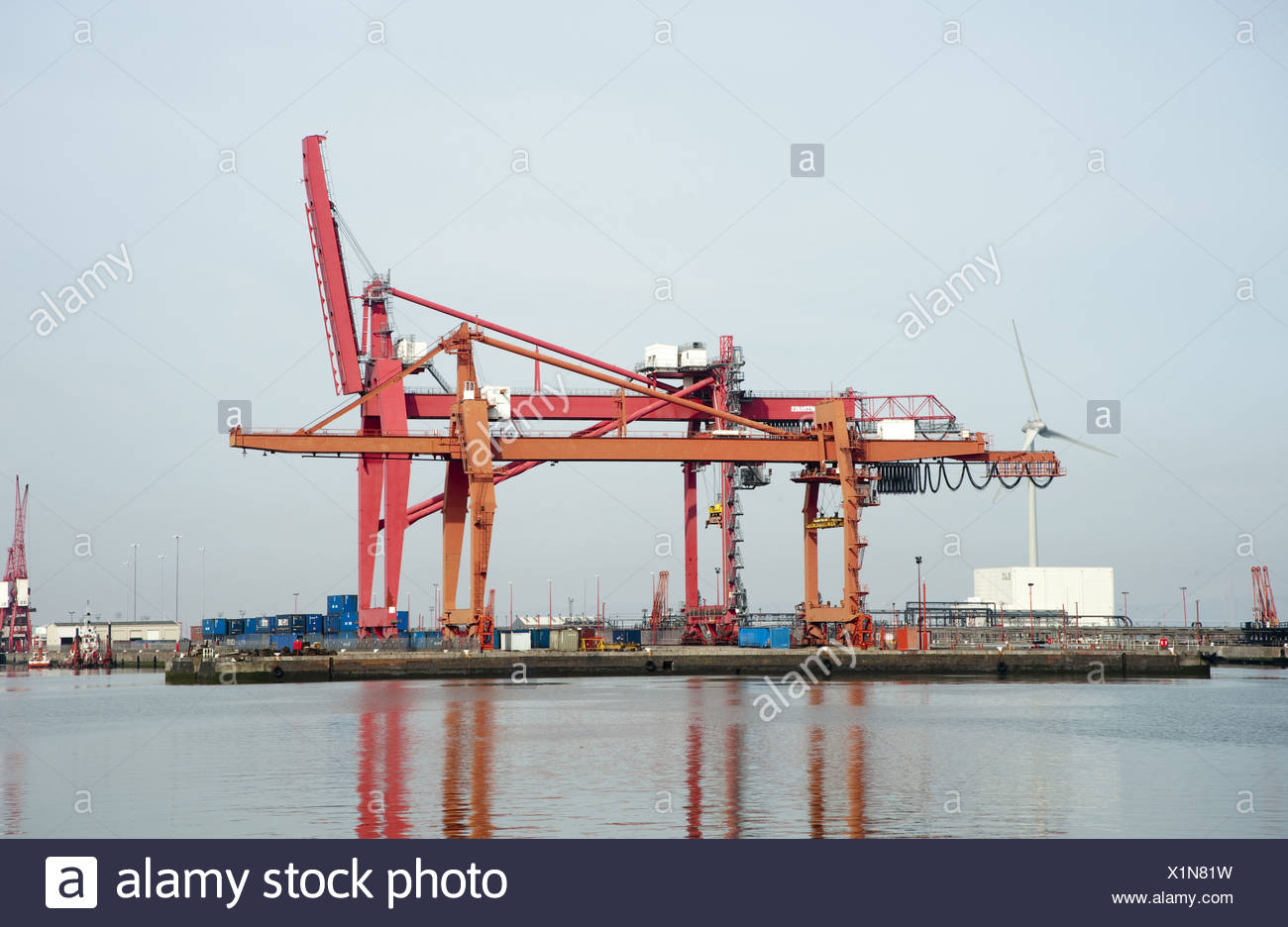 Avonmouth Docks High Resolution Stock Photography and Images - Alamy