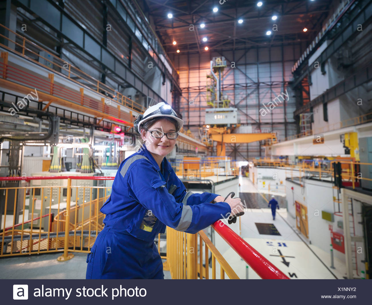 Overalls Woman High Resolution Stock Photography and Images - Alamy