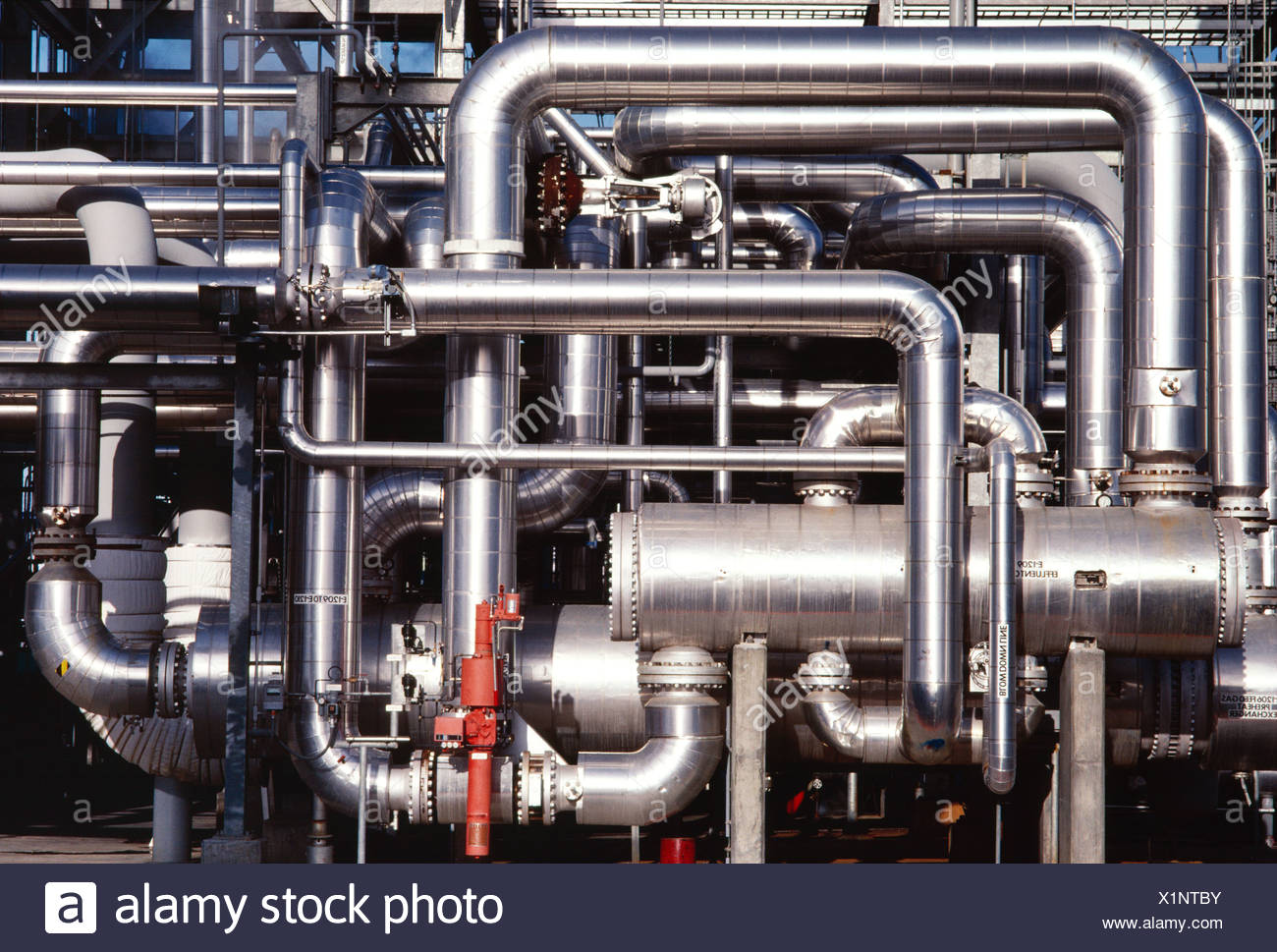 Oil Refinery Pipes High Resolution Stock Photography and Images - Alamy