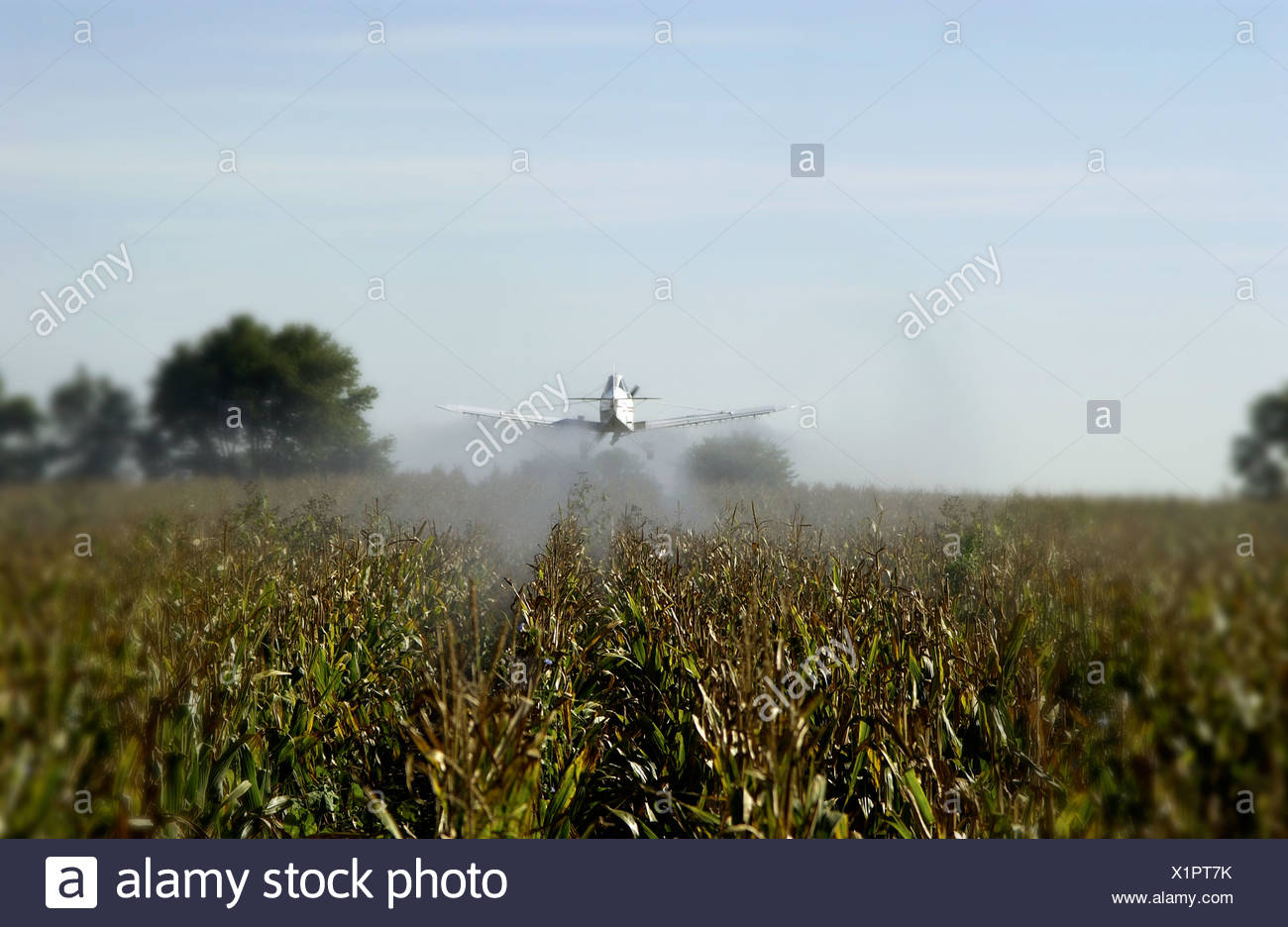 Cropdusting High Resolution Stock Photography and Images - Alamy