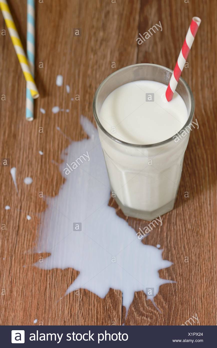 Spill Milk Stock Photos & Spill Milk Stock Images - Alamy
