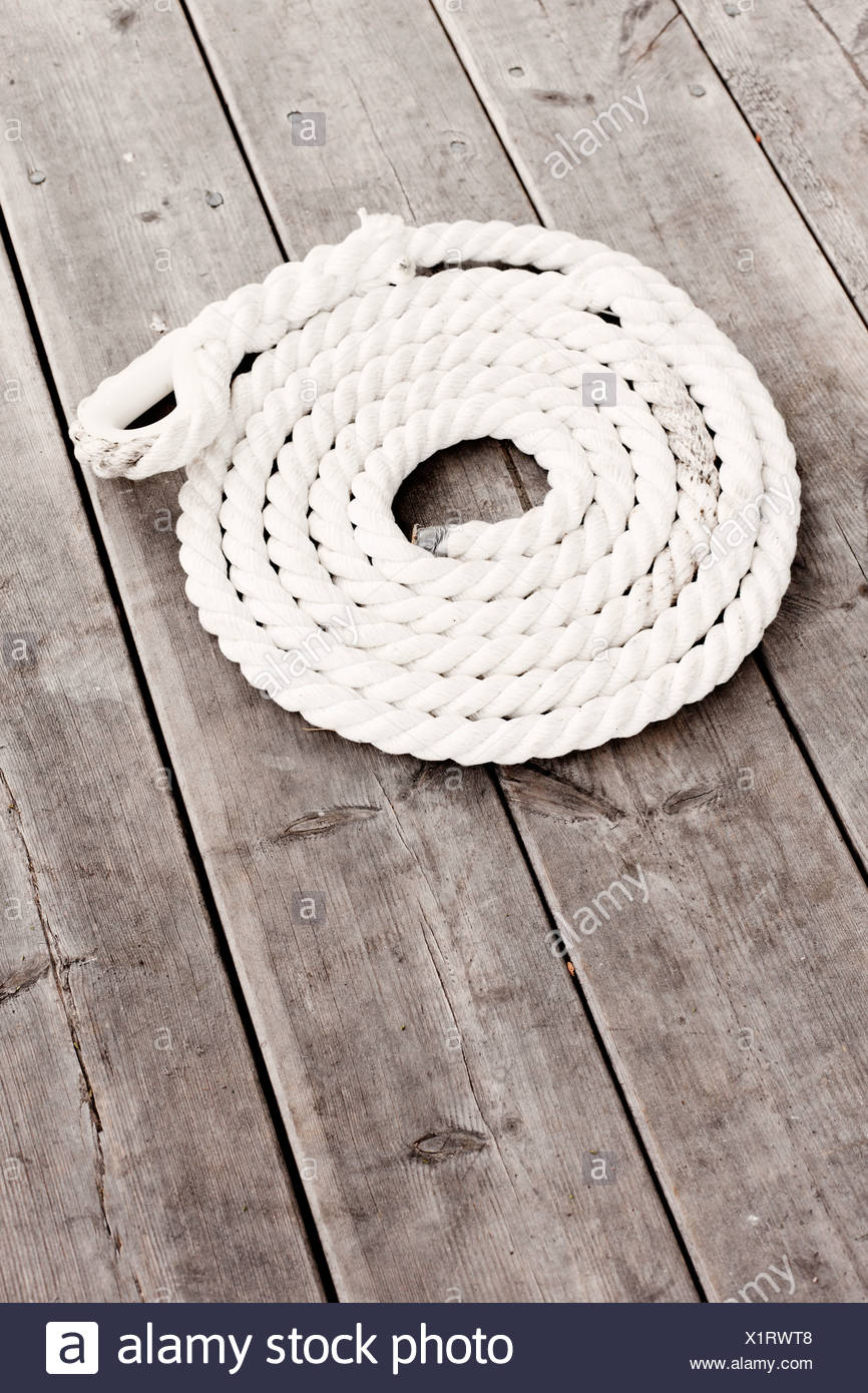Circle Of Rope High Resolution Stock Photography and Images - Alamy