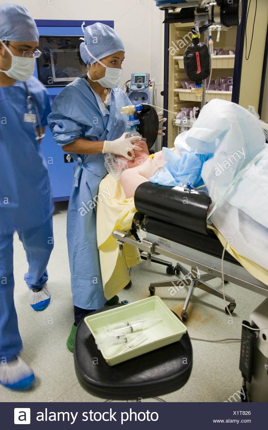 Anesthesia Mask Stock Photos & Anesthesia Mask Stock Images - Alamy