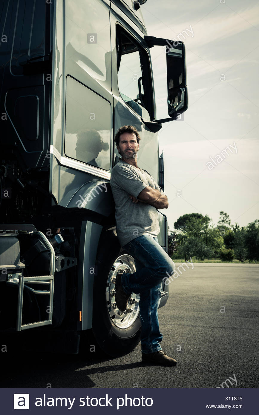 Lorry Tractor High Resolution Stock Photography and Images - Alamy