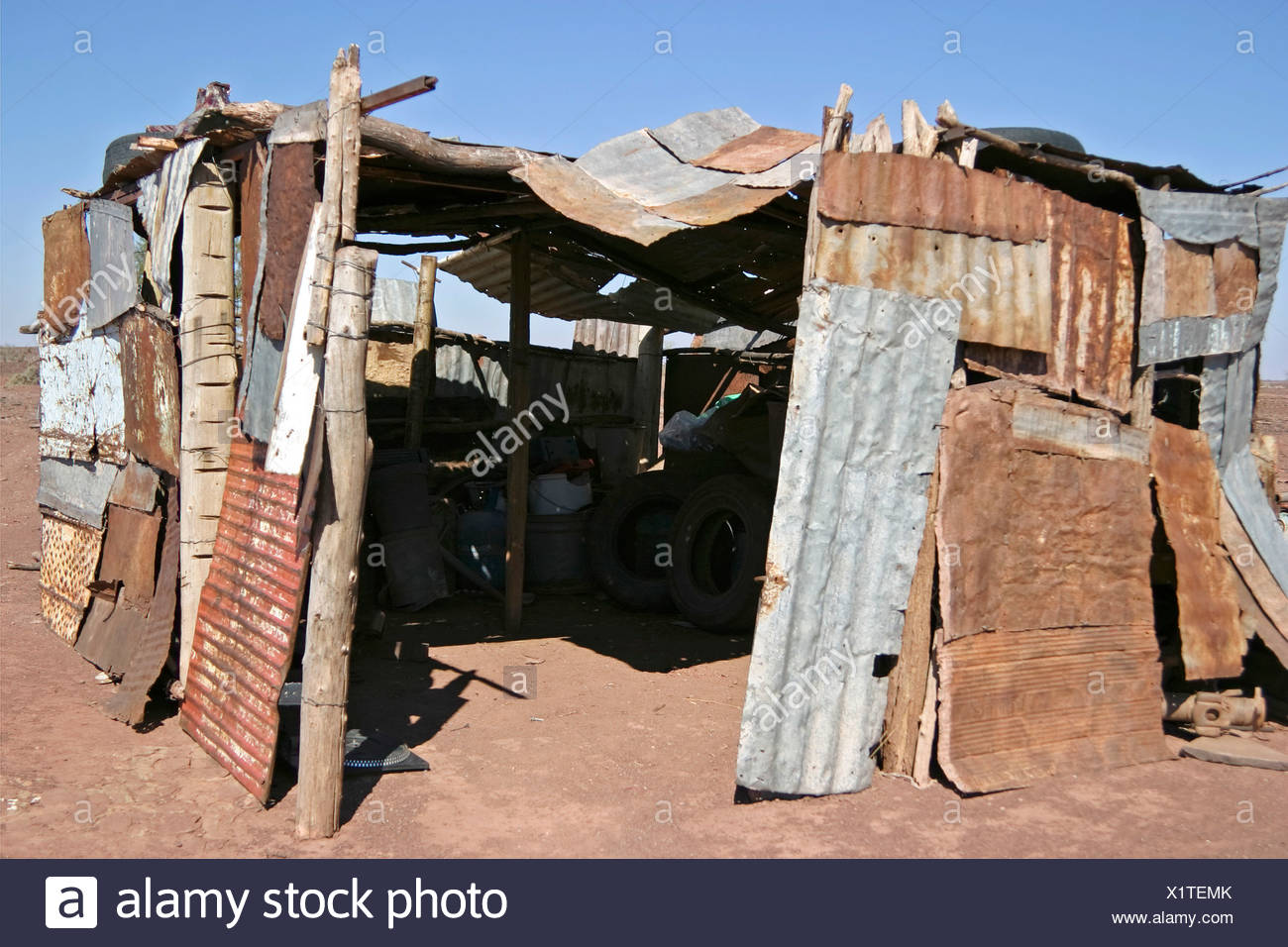 Small Corrugated Iron Hut High Resolution Stock Photography and Images ...