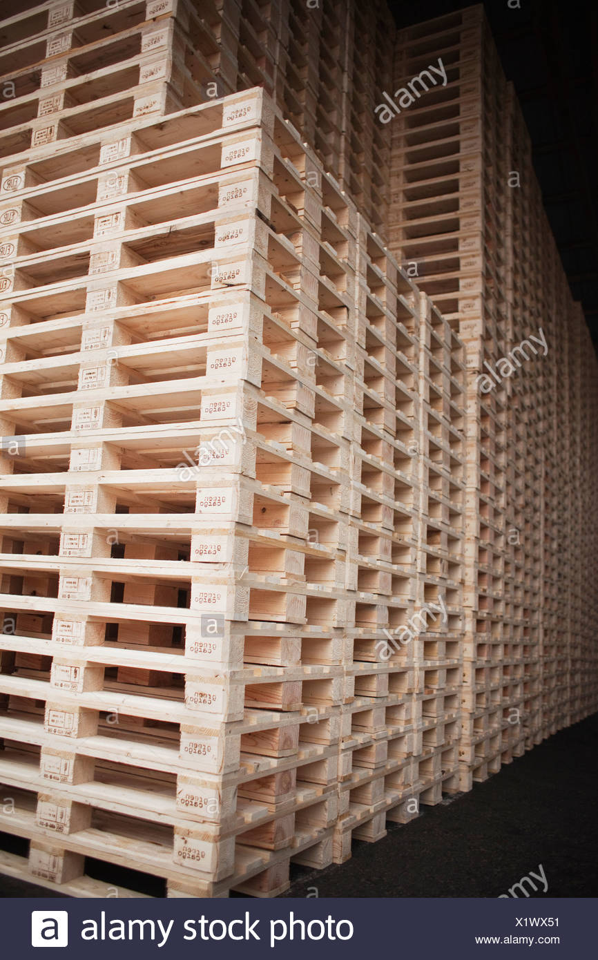 Pallets High Resolution Stock Photography and Images - Alamy