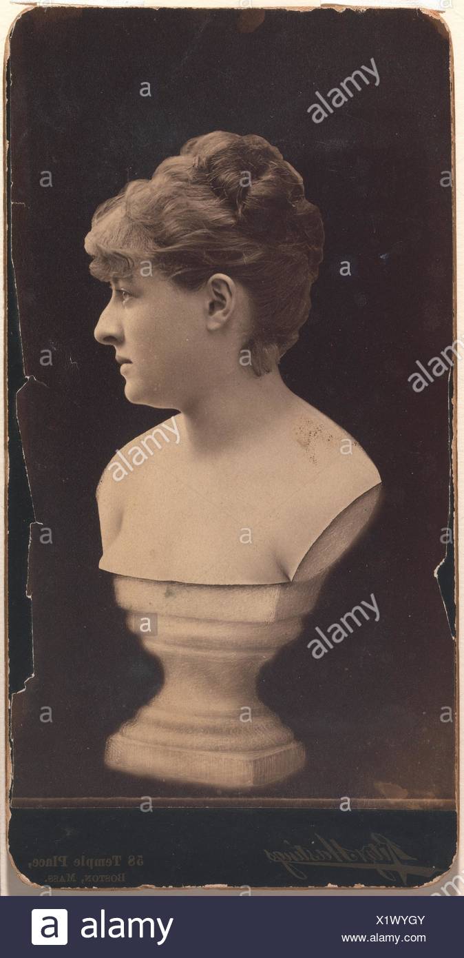 American Female Artist High Resolution Stock Photography and Images - Alamy