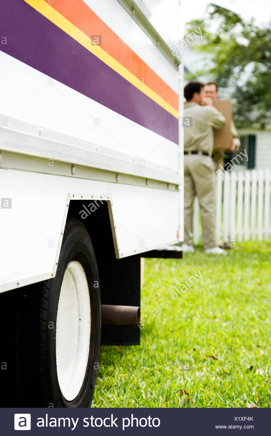 Removal Lorry Stock Photos & Removal Lorry Stock Images - Alamy