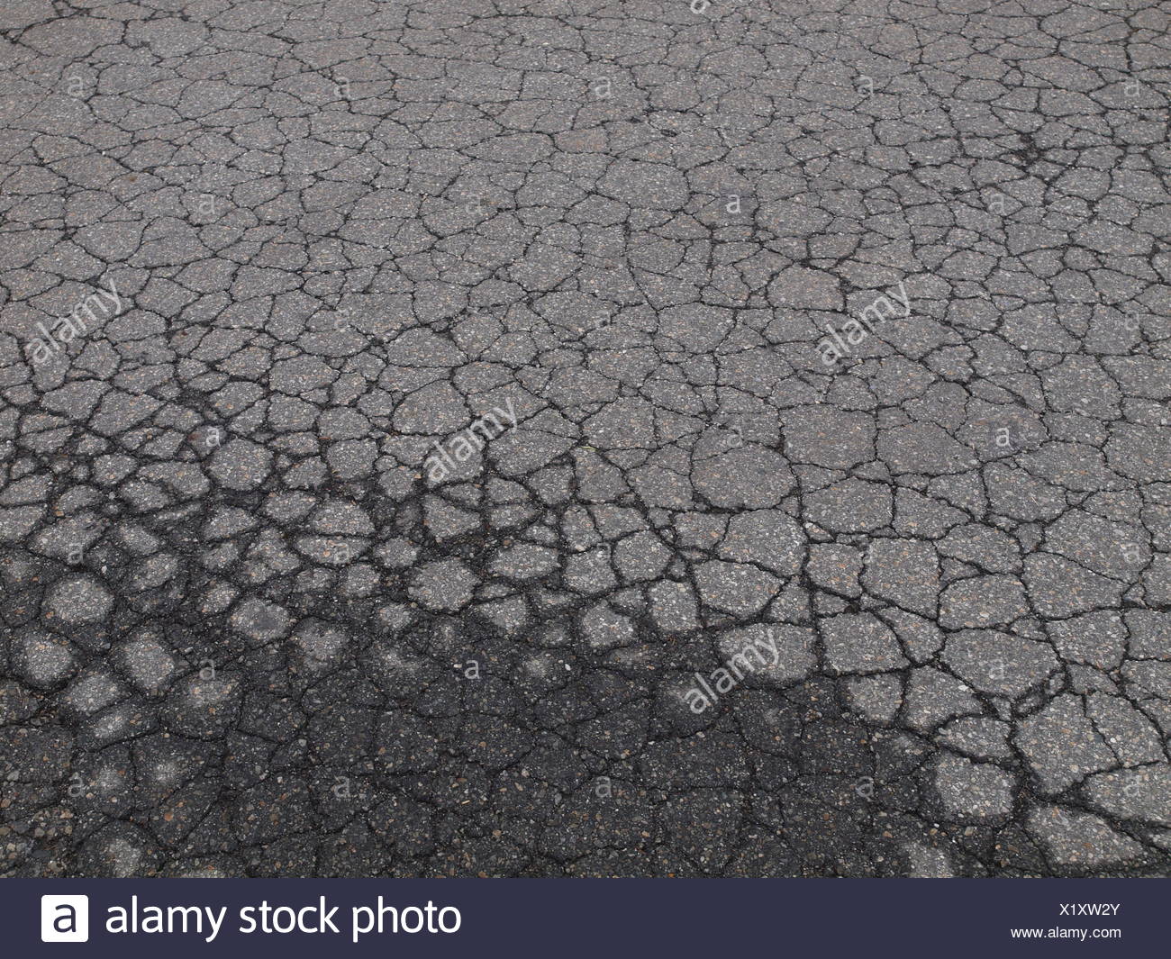 Asphaltdecke Stock Photos & Asphaltdecke Stock Images - Alamy
