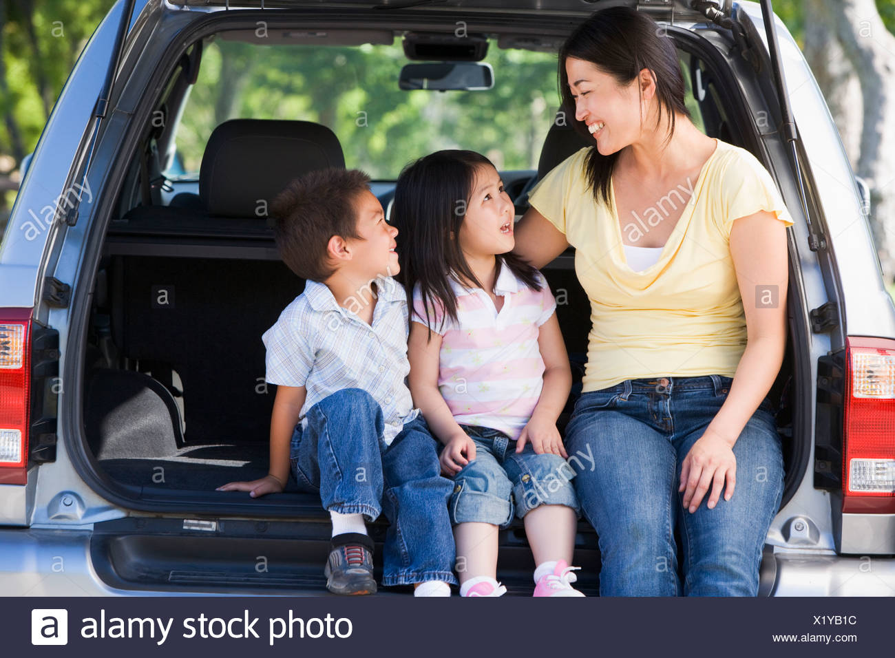 Minivan Family High Resolution Stock Photography and Images - Alamy