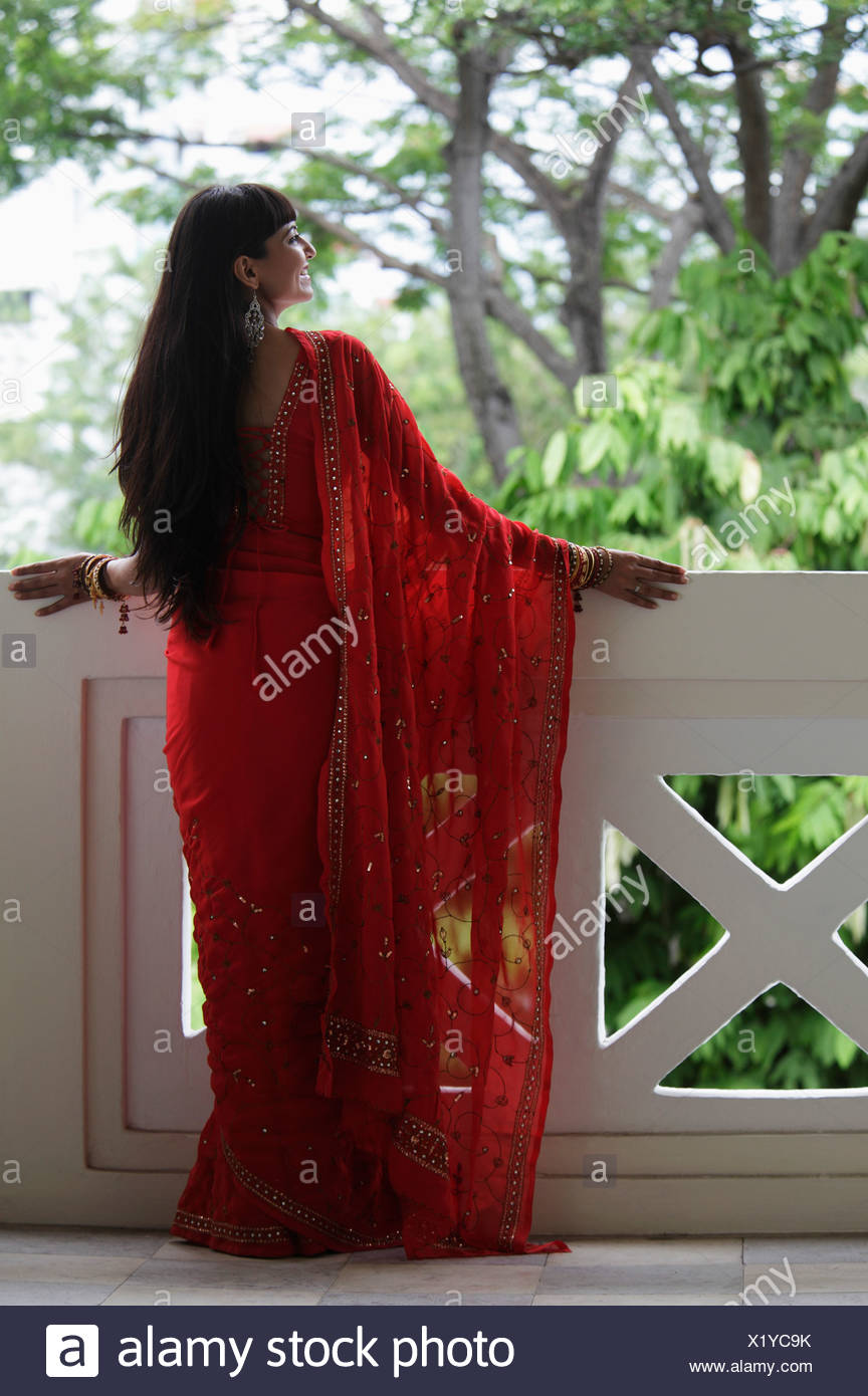 Young Indian Woman Sari Rear View High Resolution Stock Photography and ...