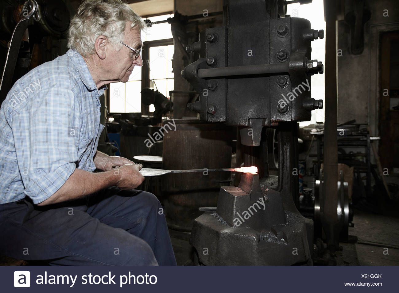 Blacksmith Working High Resolution Stock Photography and Images - Alamy