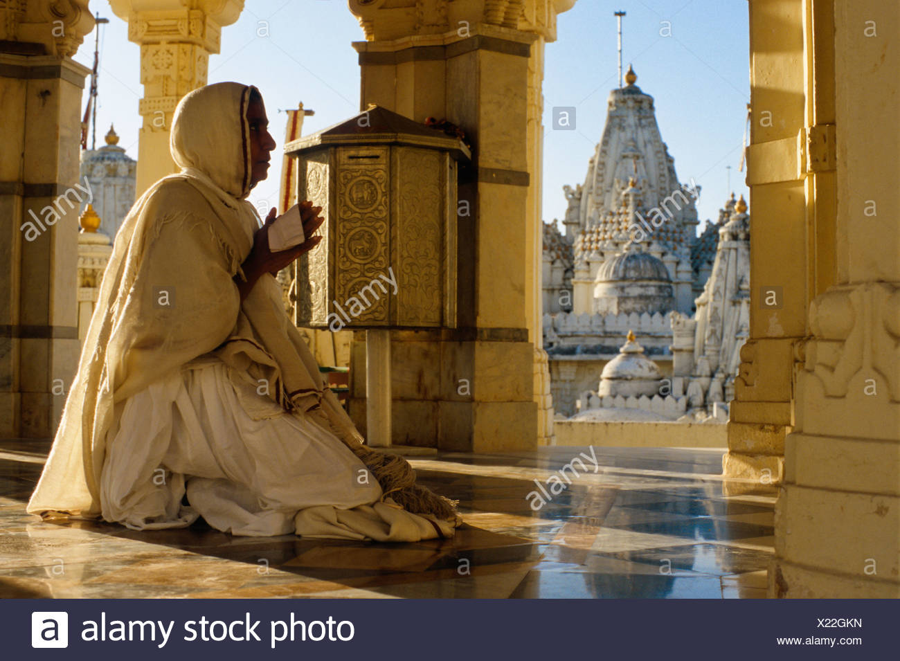 Jain Nuns Stock Photos & Jain Nuns Stock Images - Alamy