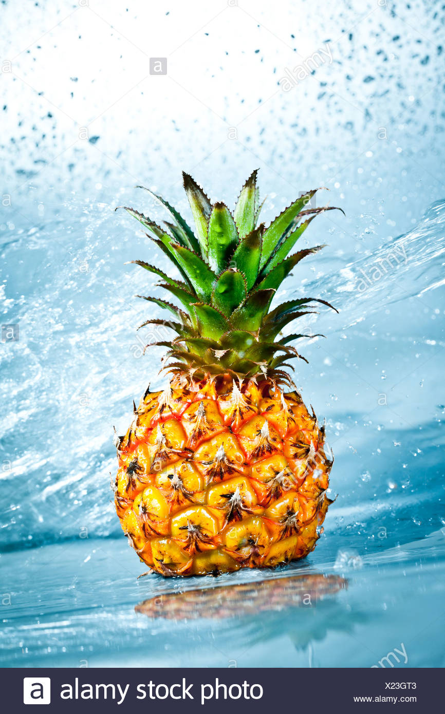 Pineapple Juice Splash Stock Photos & Pineapple Juice Splash Stock ...