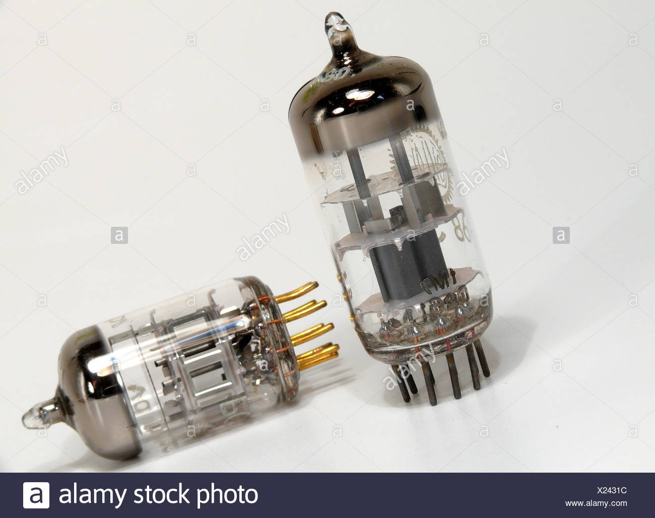 Tube Radio Stock Photos & Tube Radio Stock Images - Alamy