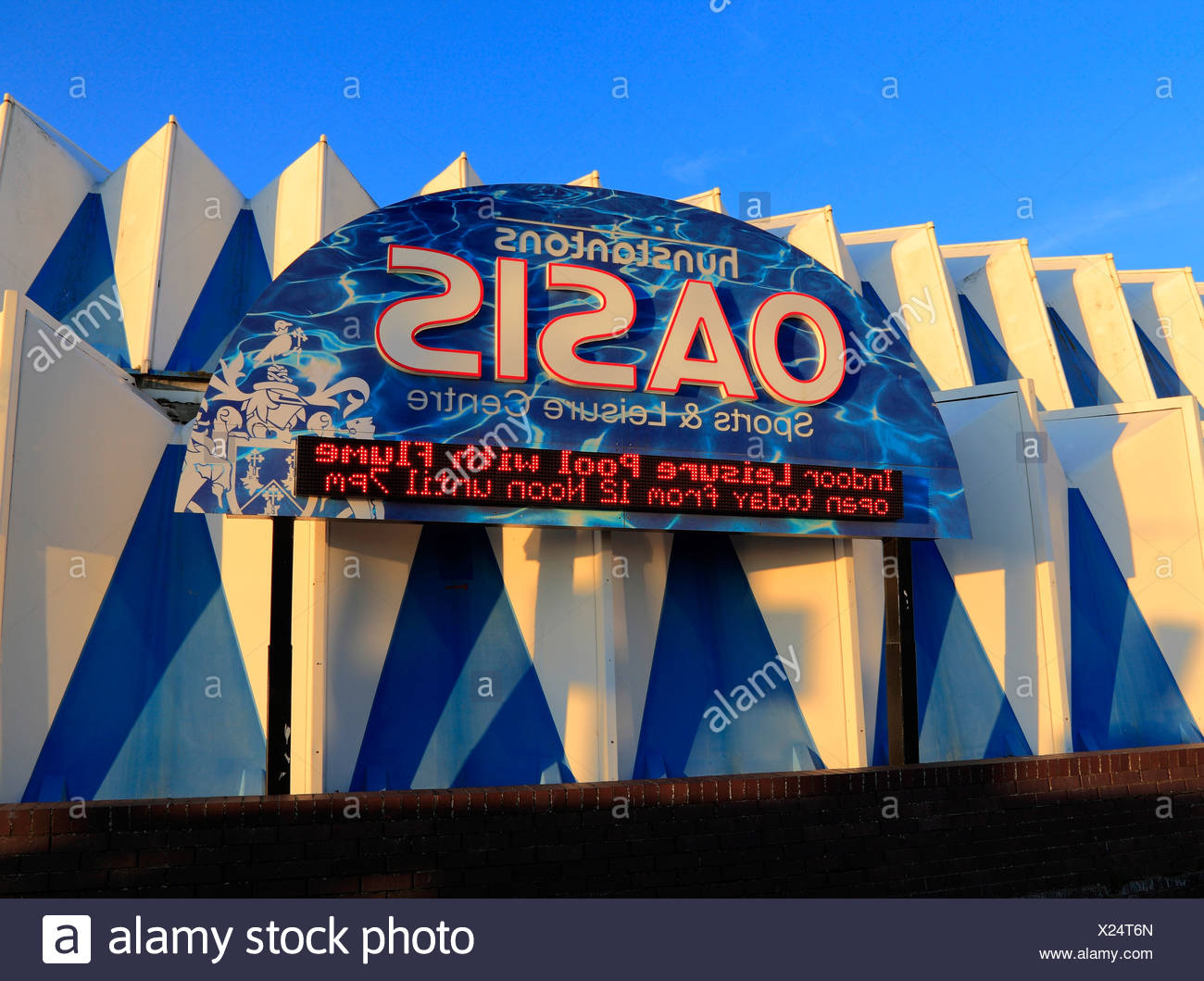 Oasis Uk High Resolution Stock Photography and Images - Alamy