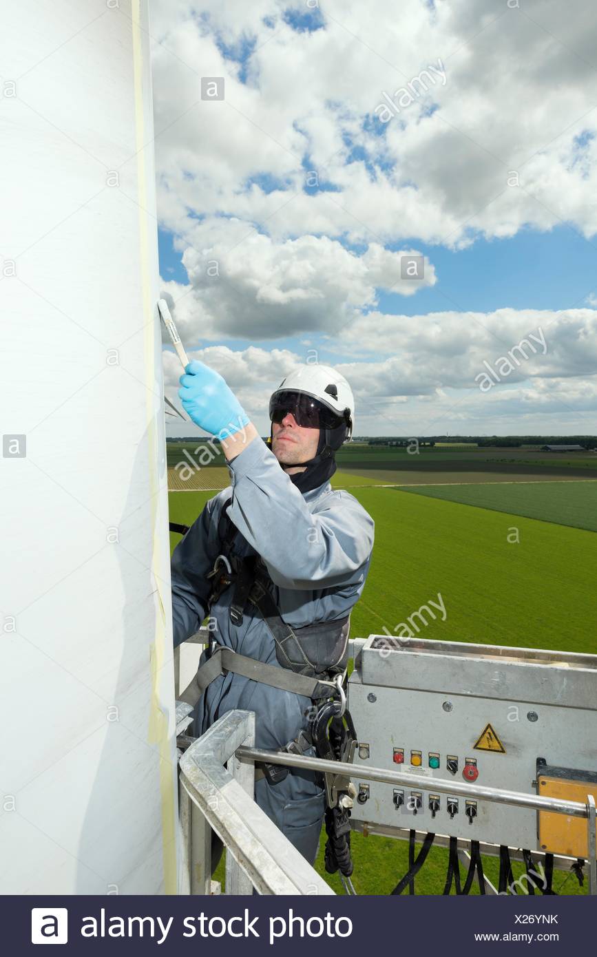 Maintenance Of Wind Turbine High Resolution Stock Photography and ...