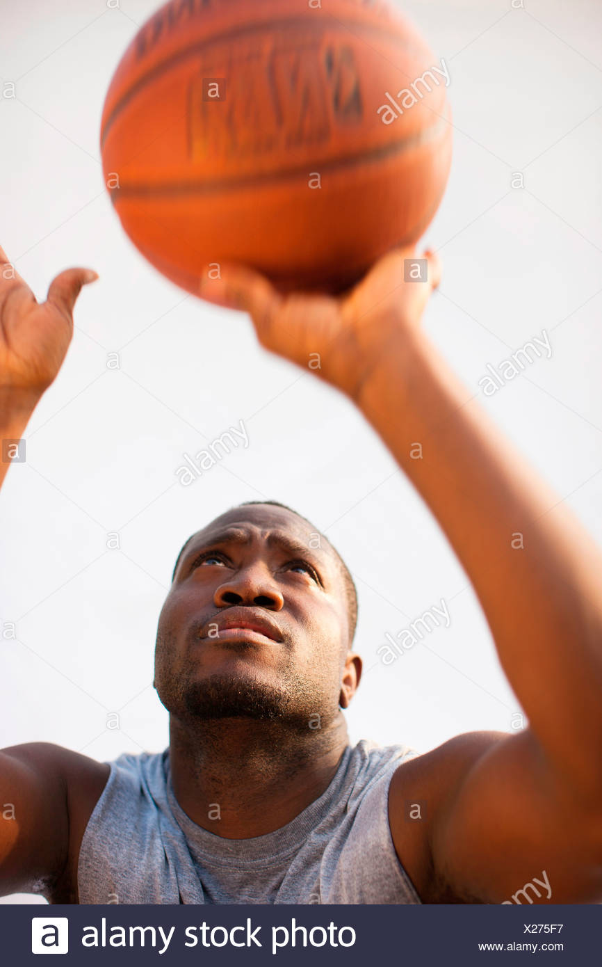 Basketball Player Shooting High Resolution Stock Photography and Images ...