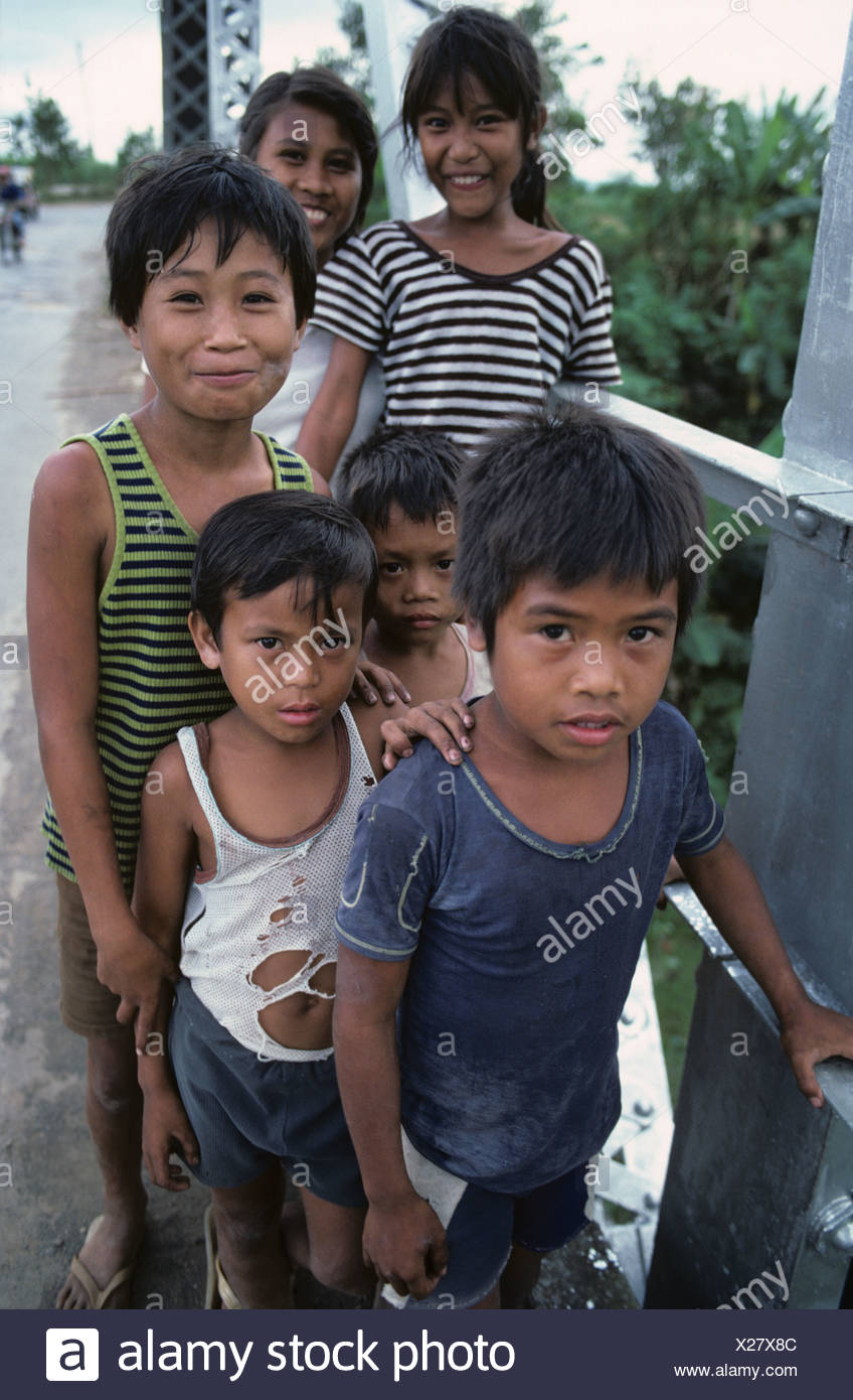 Smiling Filipinos High Resolution Stock Photography and Images - Alamy