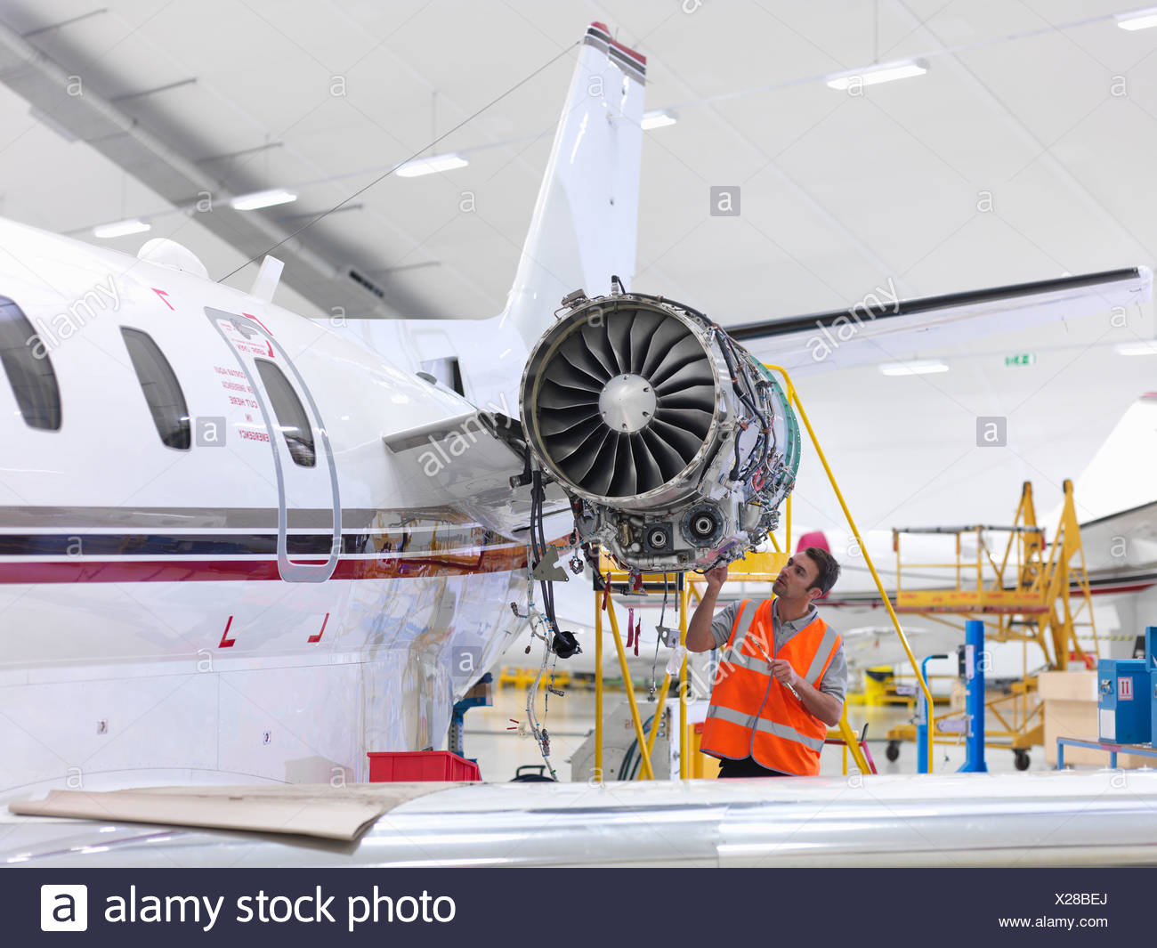 Aviation Engineer Stock Photos & Aviation Engineer Stock Images - Alamy