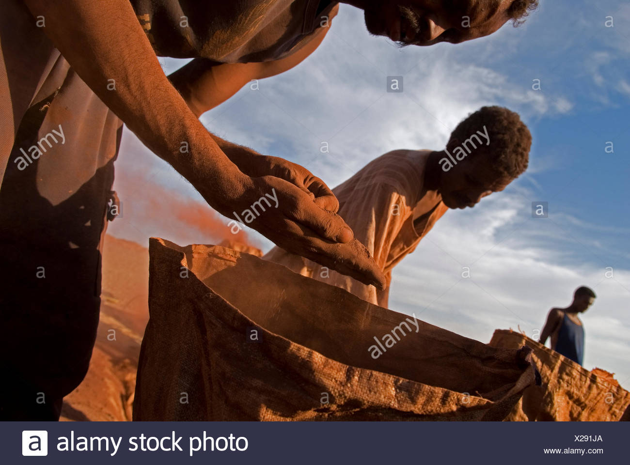 Mine Workers Africa High Resolution Stock Photography and Images - Alamy
