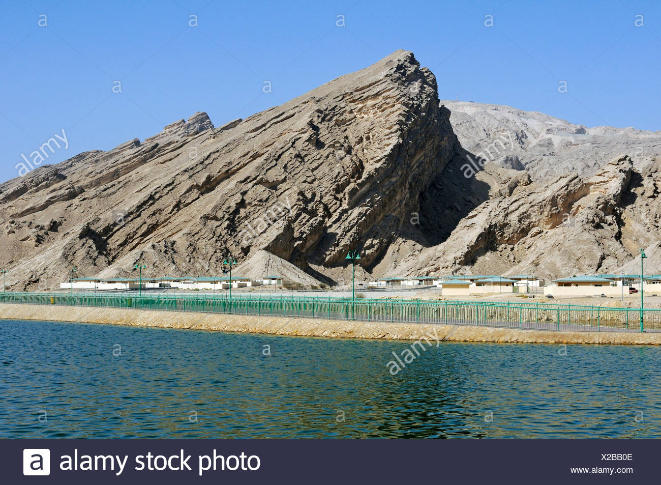 Abu Dhabi Mountains High Resolution Stock Photography and Images - Alamy