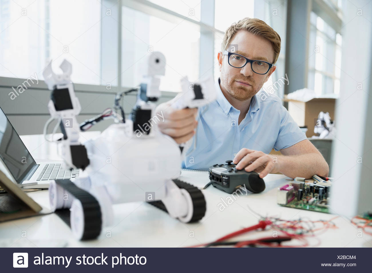 Mechanical Testing Laboratory Stock Photos & Mechanical Testing ...