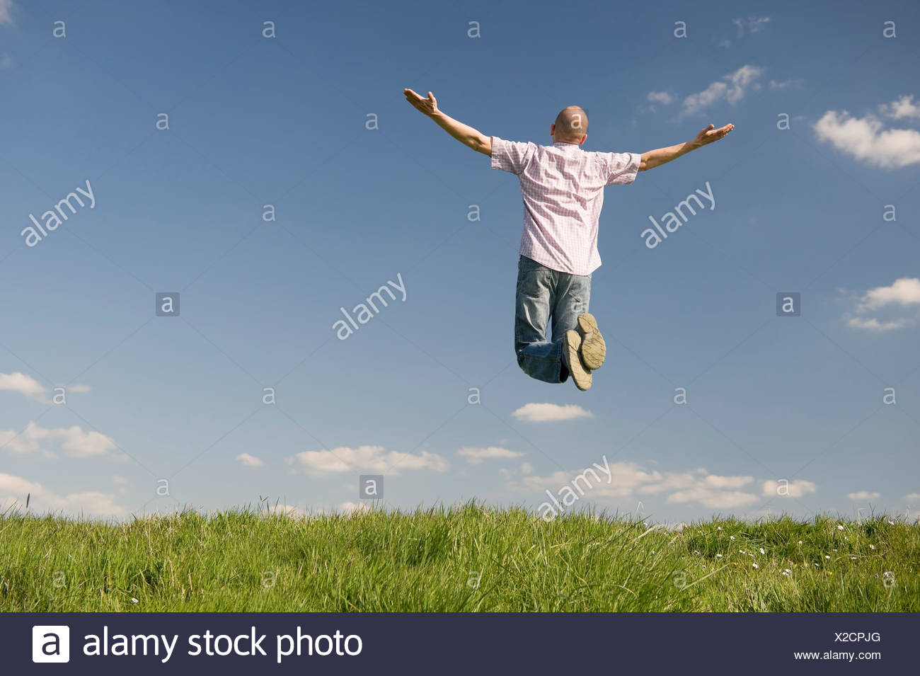 Spreading Out Arms High Resolution Stock Photography and Images - Alamy