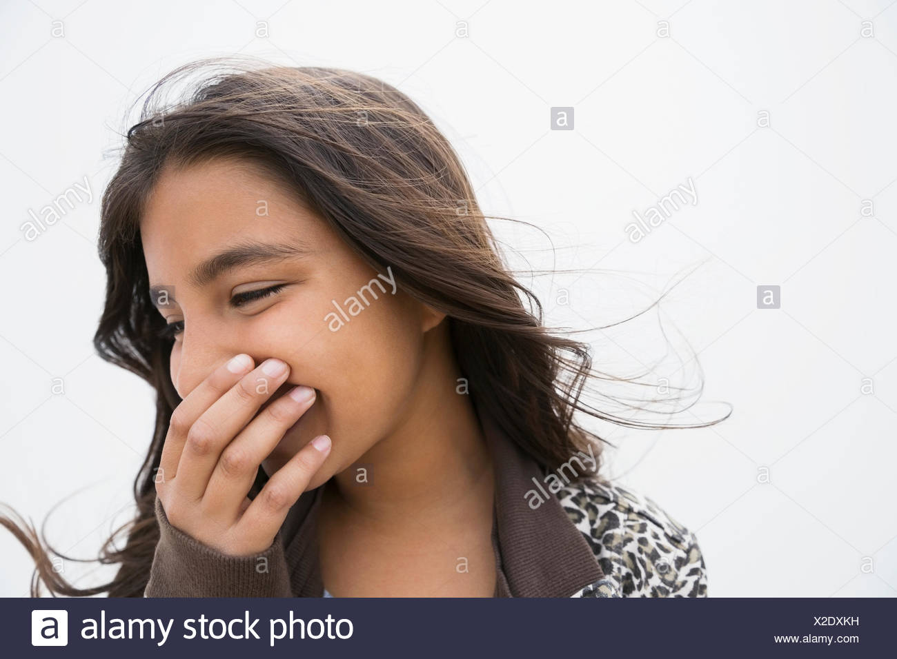 Hand Covering Mouth Stock Photos & Hand Covering Mouth Stock Images - Alamy