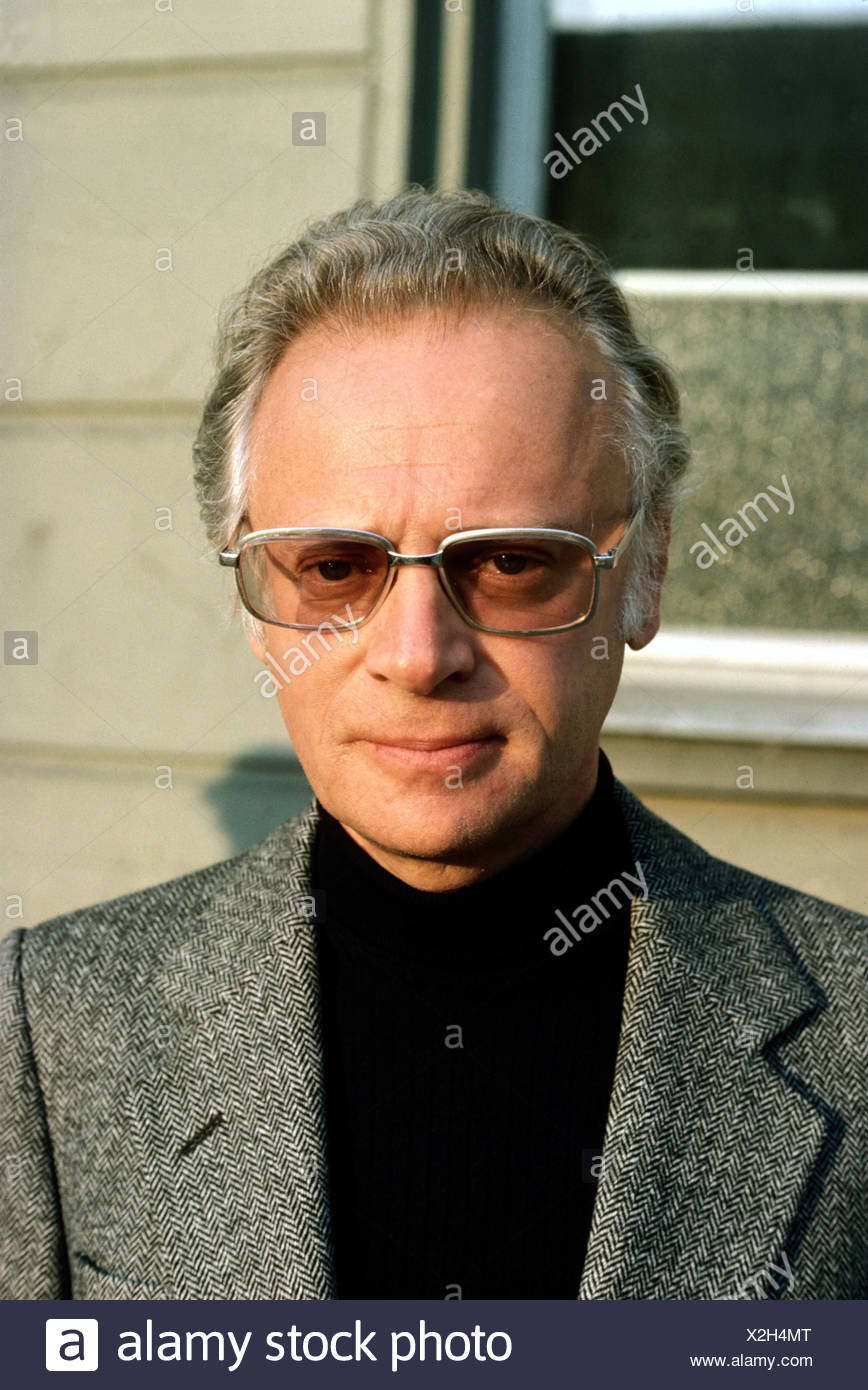 Ephraim Kishon Stock Photos & Ephraim Kishon Stock Images - Alamy