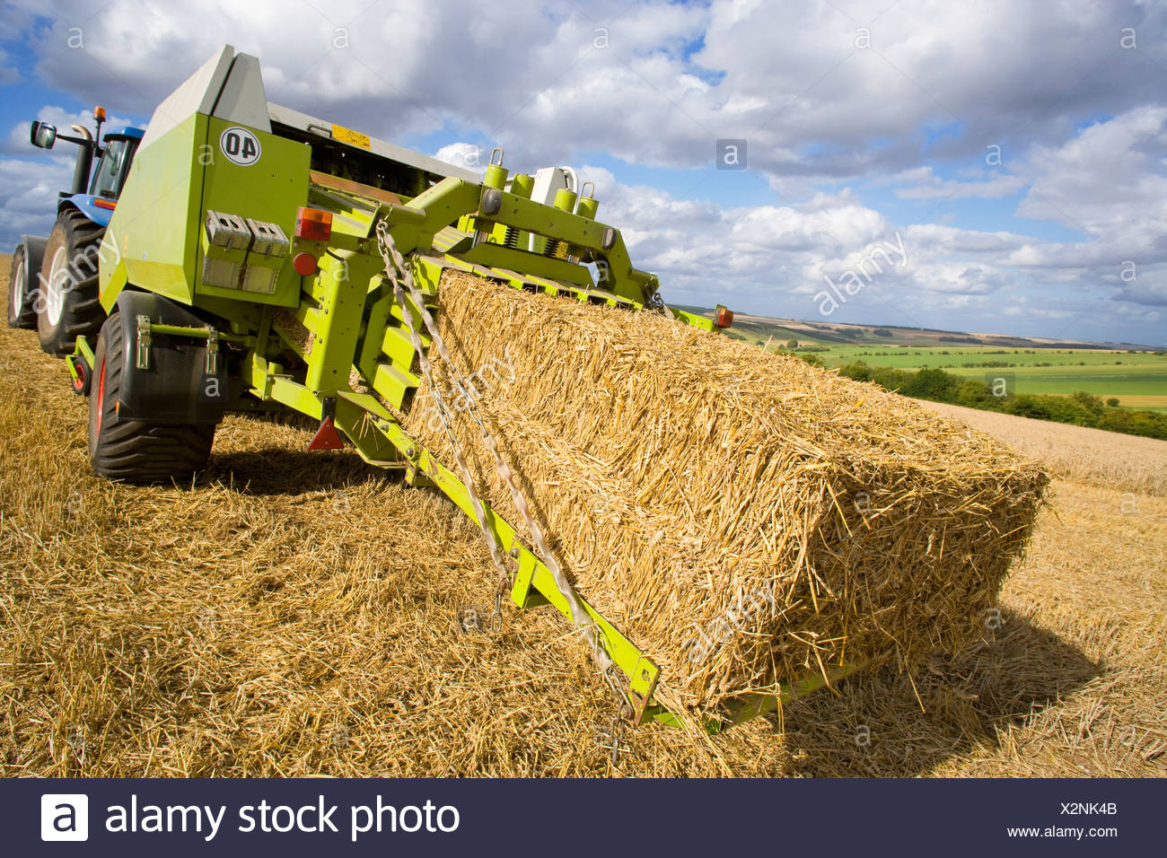Hay Baling Stock Photos & Hay Baling Stock Images - Alamy