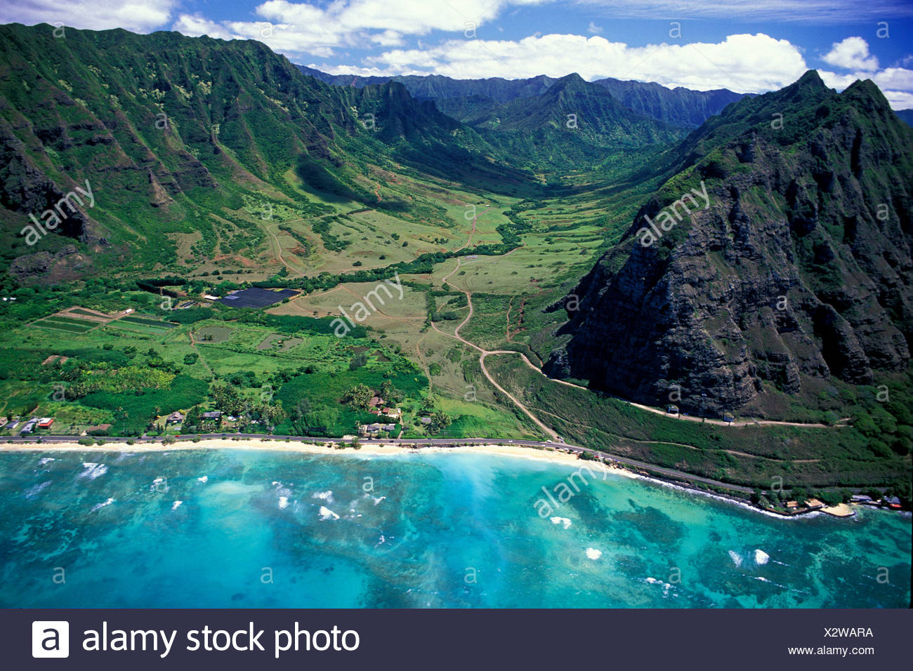 Of Kaaawa Valley High Resolution Stock Photography And Images Alamy