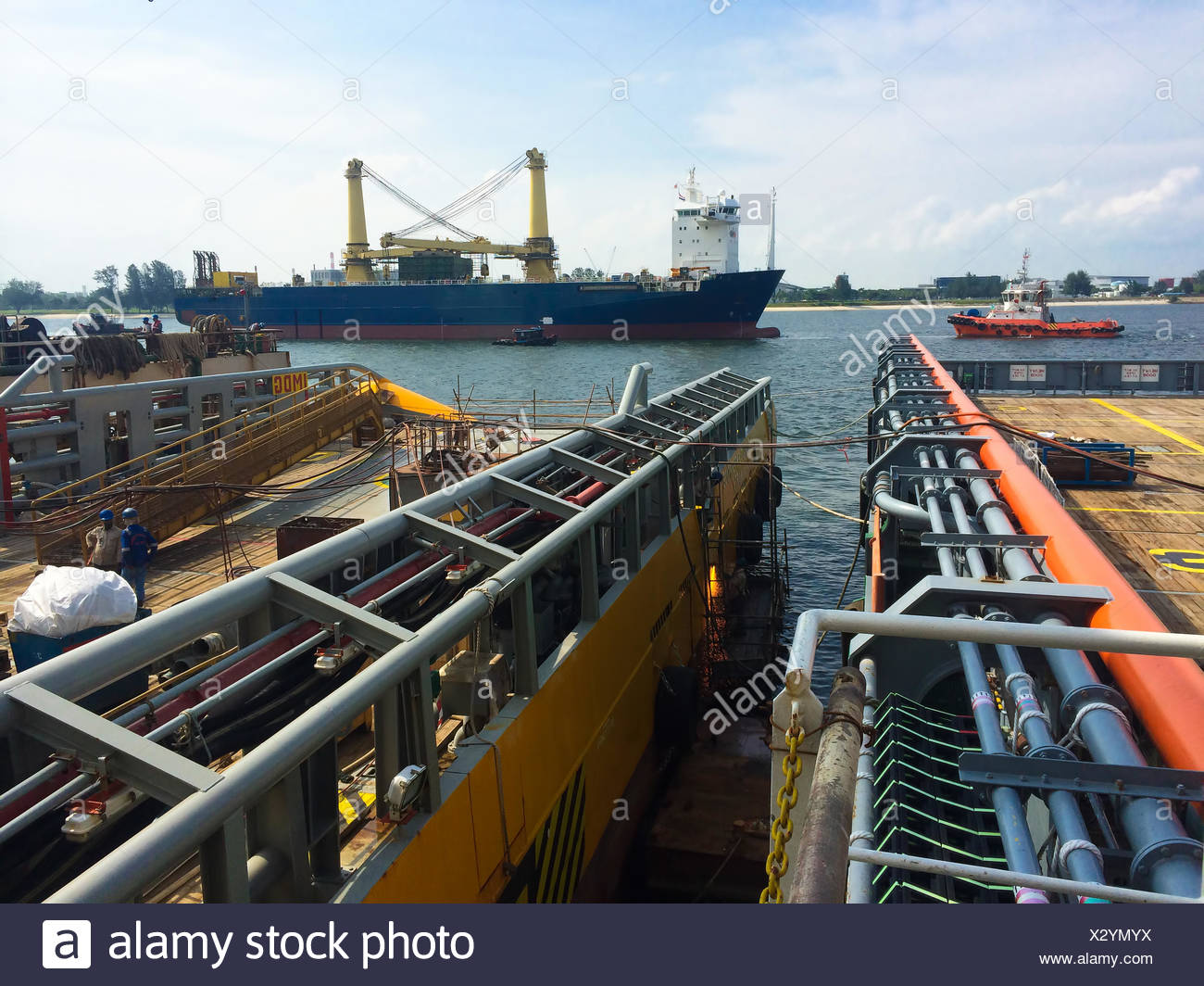Oil Rig Support Vessel Stock Photos & Oil Rig Support Vessel Stock ...