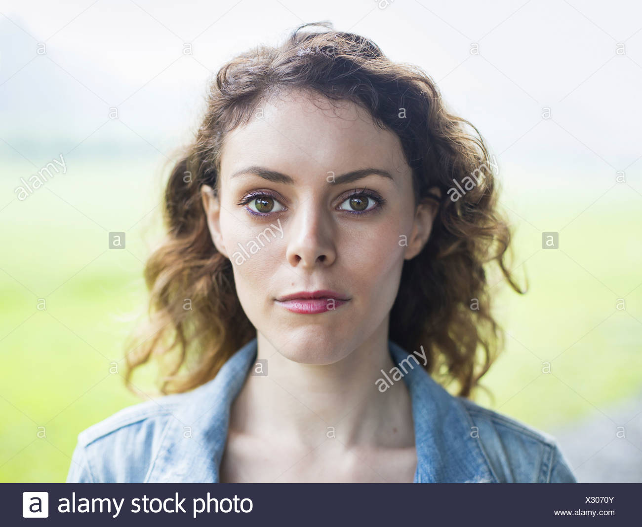 Windblown Stock Photos & Windblown Stock Images - Alamy