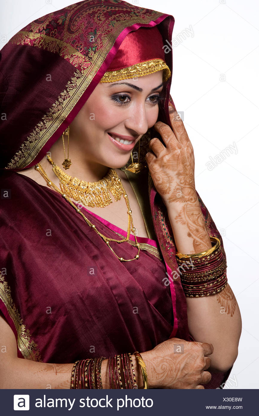 Kashmiri Traditional Dress High Resolution Stock Photography and Images ...