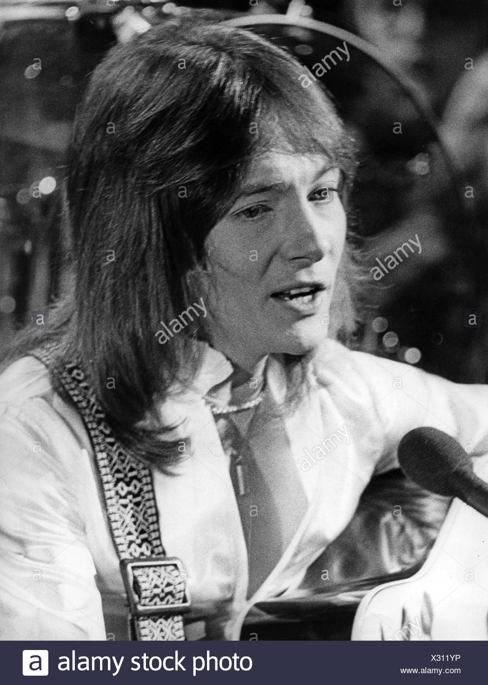 1970s Hairstyles High Resolution Stock Photography and Images - Alamy