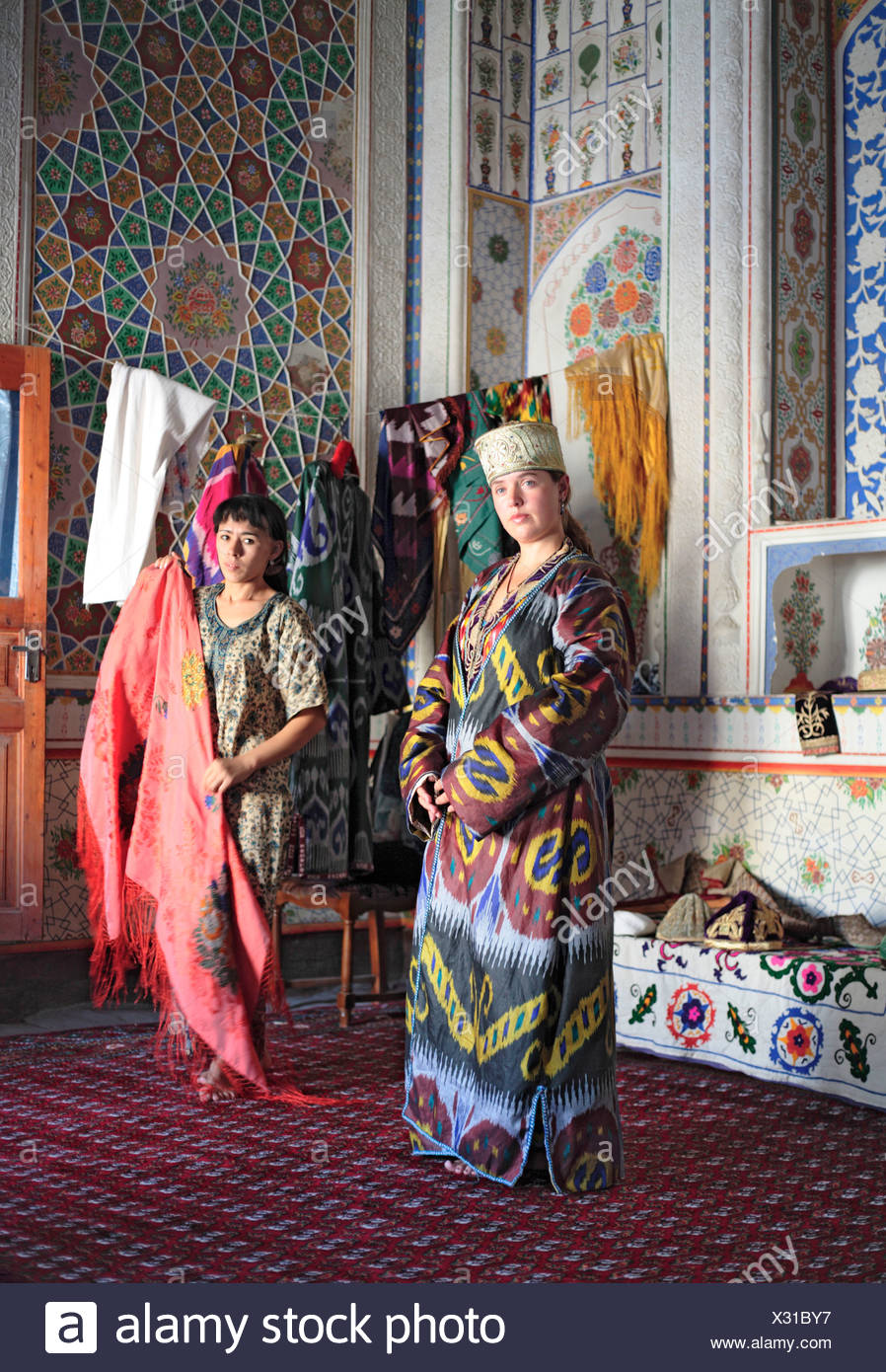 Uzbekistan Traditional Costume High Resolution Stock Photography and ...