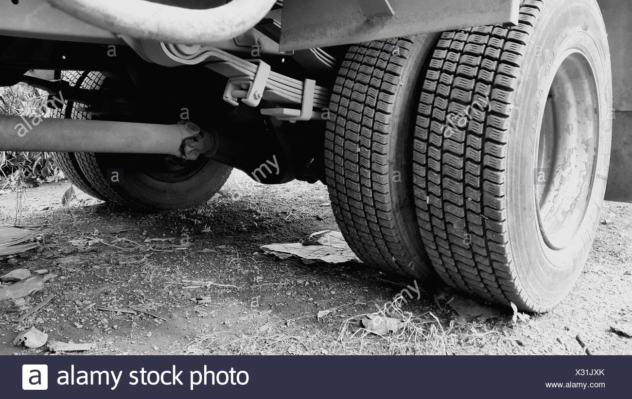 Lorry Black and White Stock Photos & Images - Alamy