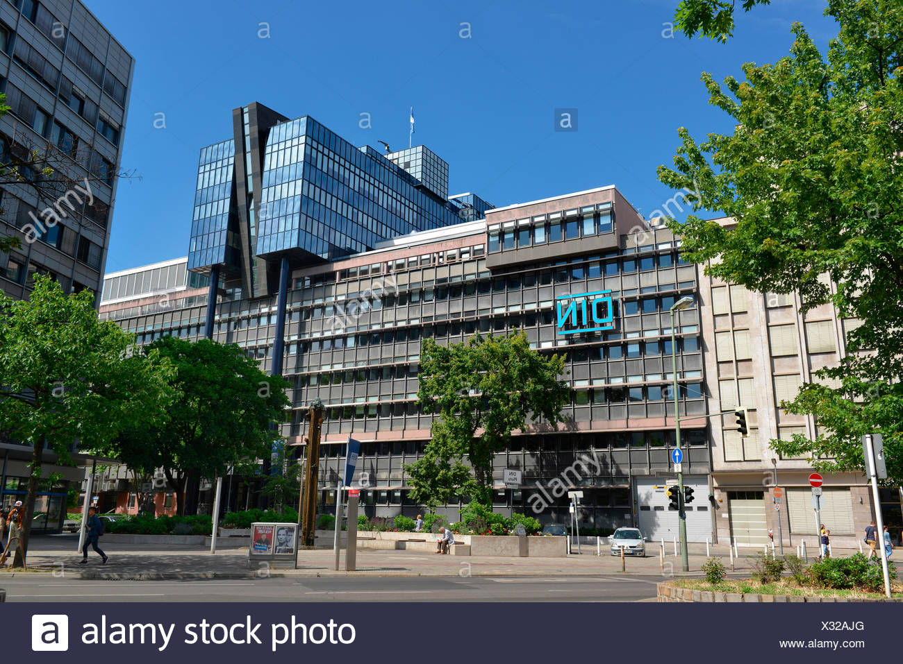 Deutsches Institut Fuer Normung Stock Photos & Deutsches Institut Fuer ...