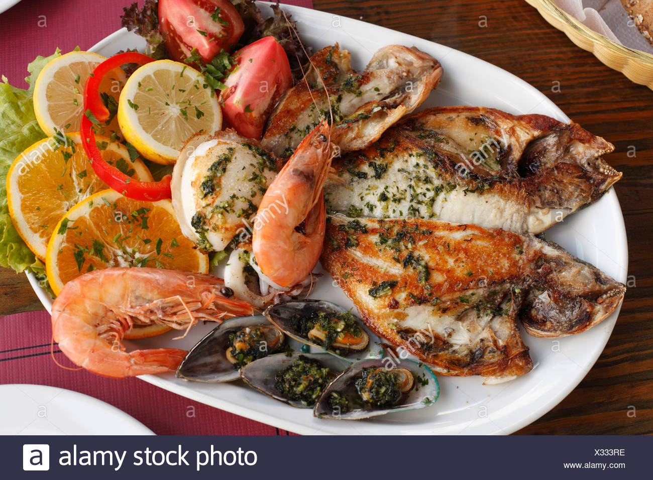 Fischplatte Stock Photos & Fischplatte Stock Images - Alamy