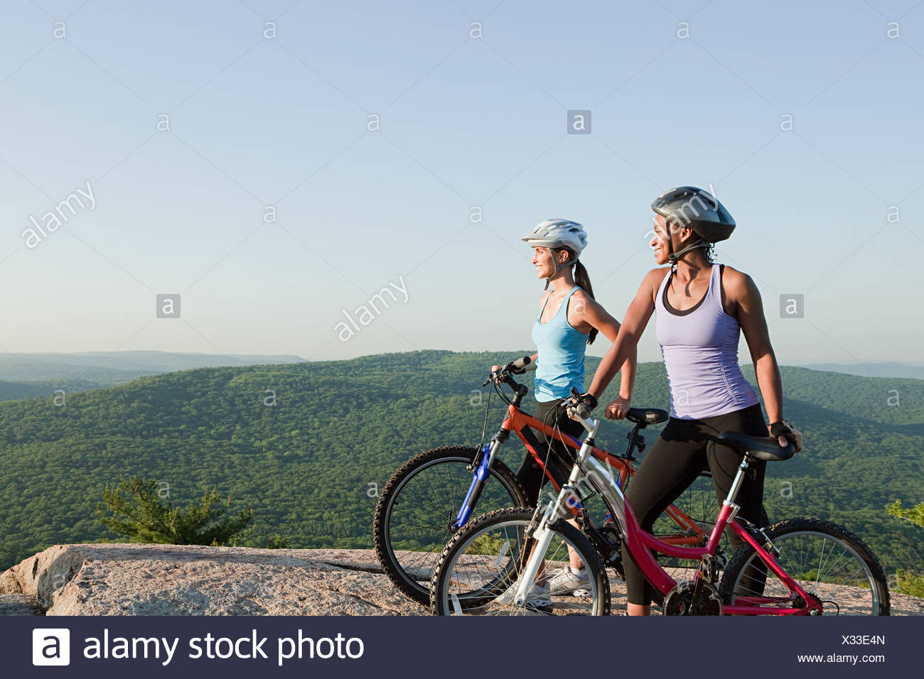 Women Cyclists Stock Photos & Women Cyclists Stock Images - Alamy