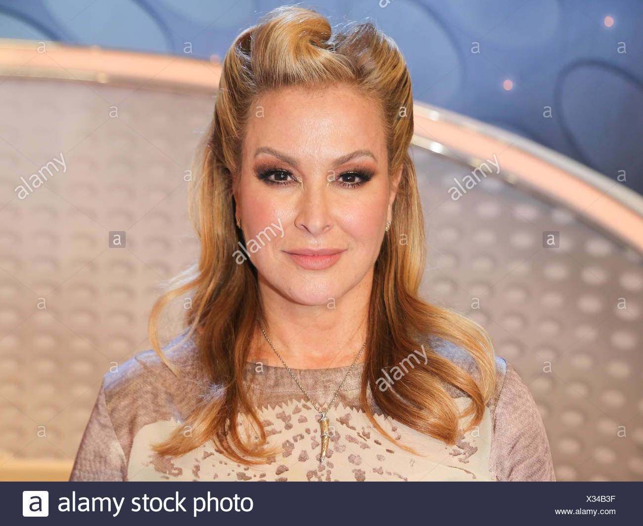 Anastacia Lyn Newkirk Stock Photos & Anastacia Lyn Newkirk Stock Images ...