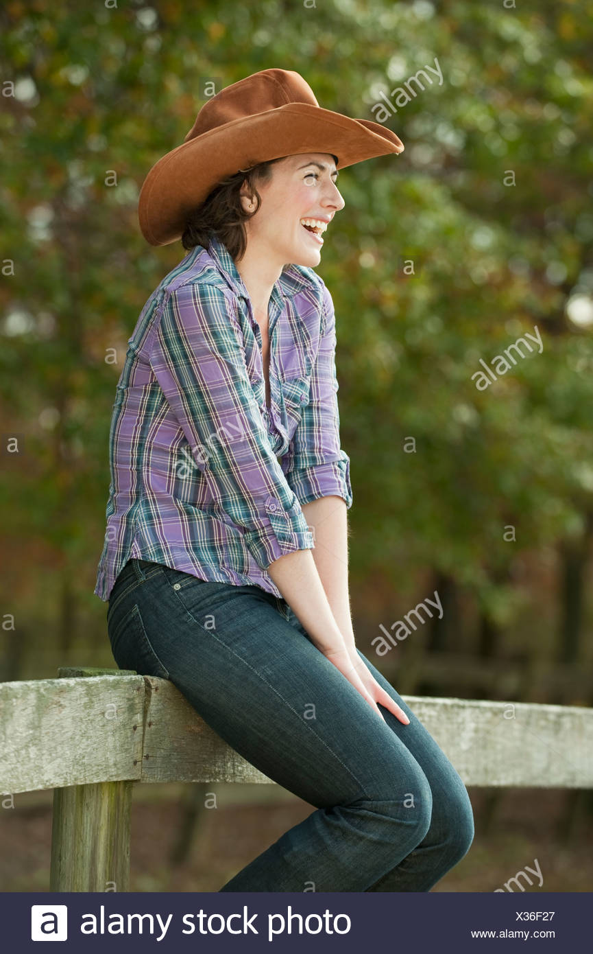 Sit On Fence Stock Photos & Sit On Fence Stock Images - Alamy